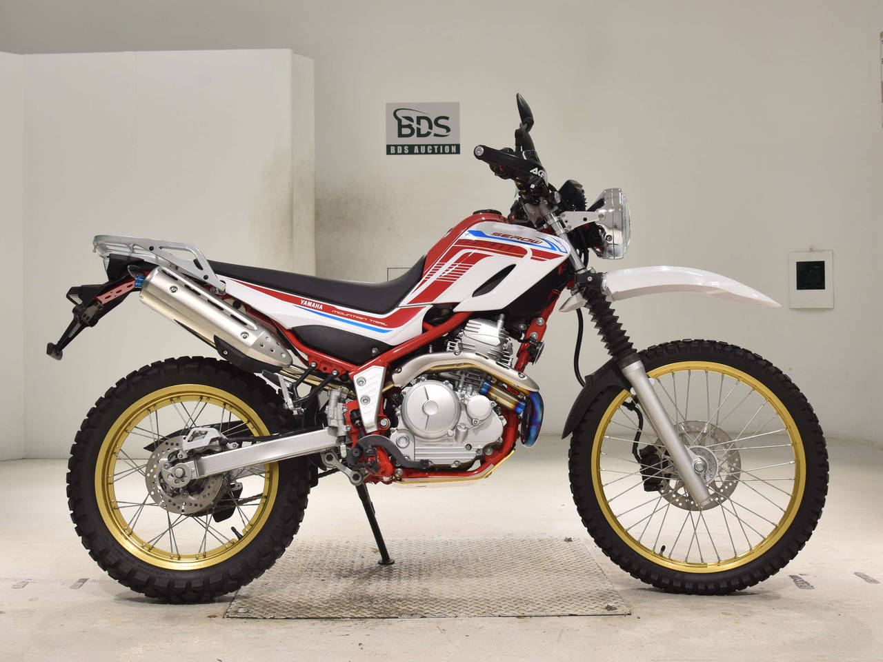 [2856] Yamaha SEROW XT250 - DG31J-010255