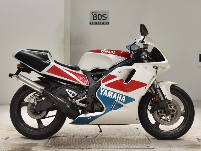 [0285] Yamaha TZR250RS - 3XV-080452