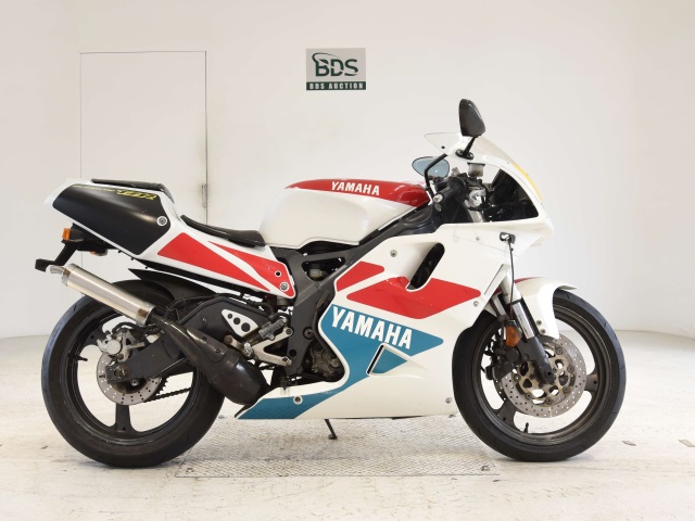 [0130] Yamaha TZR250RS - 3XV-080452