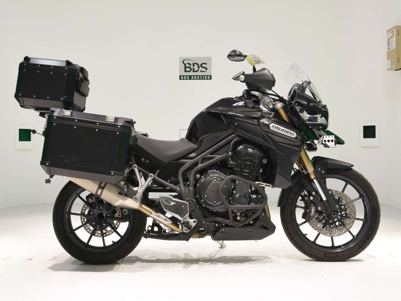 [7817] Triumph TIGER EXPLORER - SMTV1F11E9D557127